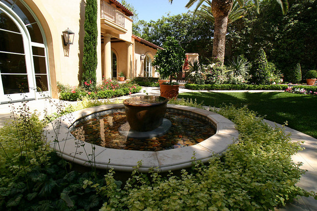 Custom Rock Work Your Backyard Needs - ECO